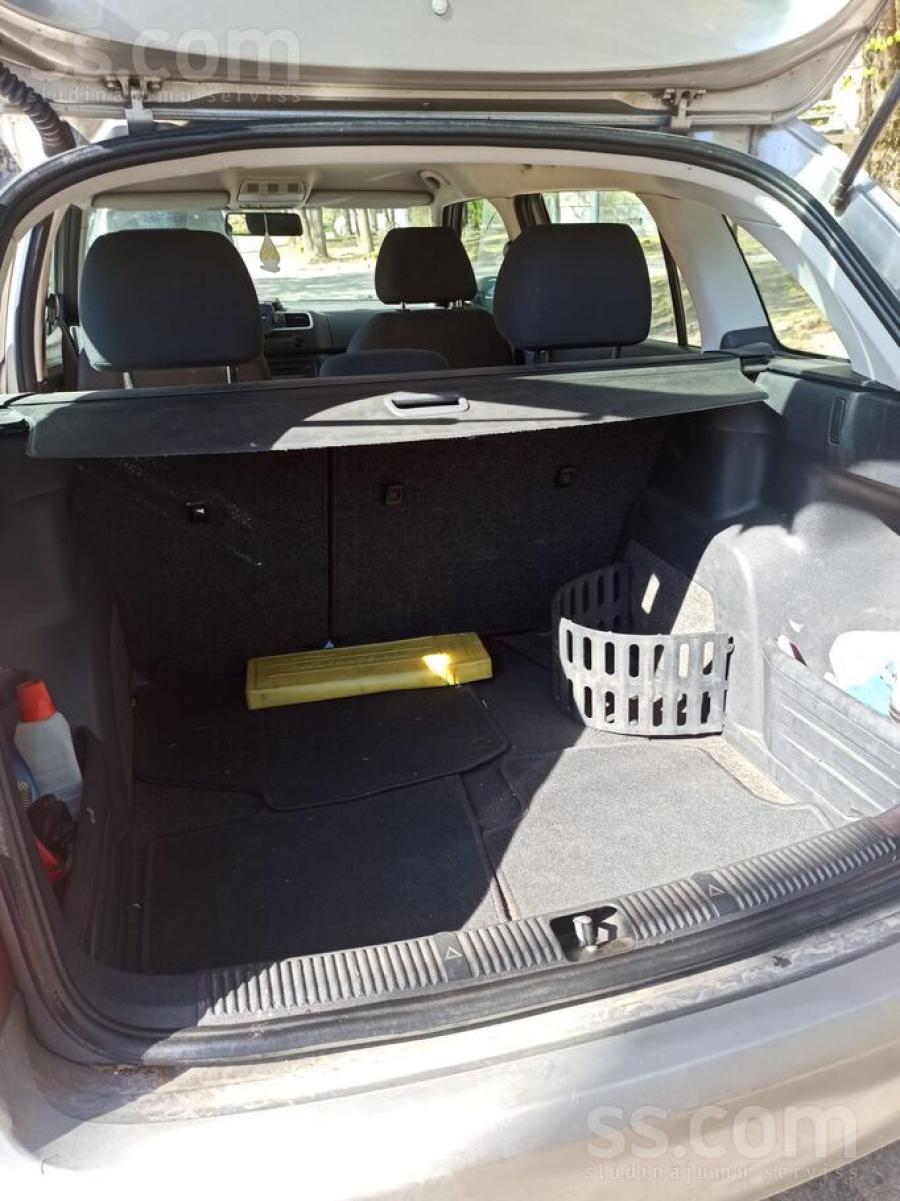 Skoda Fabia 2008 Rīga, ar dzinēja tilpumu 1.40 L un nobraukumu 125 tūkst. km par 1500 €, foto 5 vietnē AUTOMOTO.COM.LV