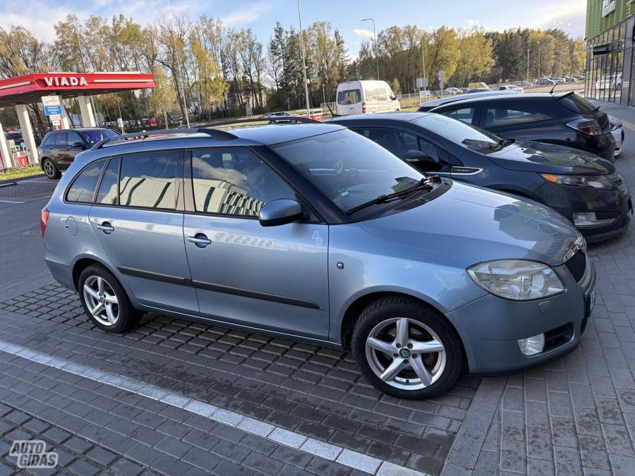 Skoda Fabia 2008 in Vilnius, with an engine capacity of 1.40 L and mileage of 170 thousand km for 1500 €, photo 7 on AUTOMOTO.COM.LV