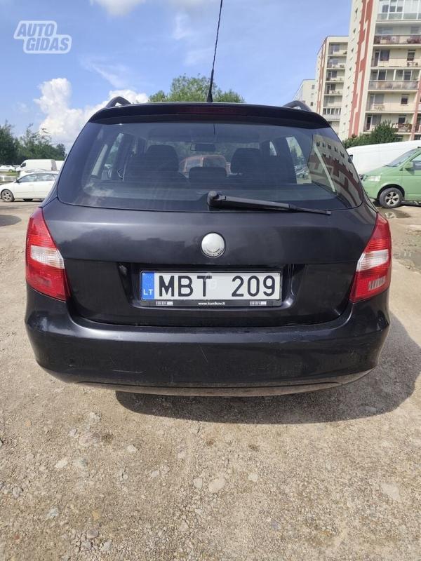 Skoda Fabia 2009 Viļņa, ar dzinēja tilpumu 1.20 L un nobraukumu 215 tūkst. km par 1450 €, foto 4 vietnē AUTOMOTO.COM.LV
