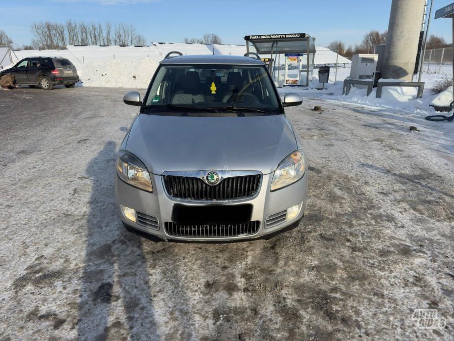 Skoda Fabia 2009 in Siauliai, with an engine capacity of 1.40 L and mileage of 340 thousand km for 1650 €, photo 3 on AUTOMOTO.COM.LV