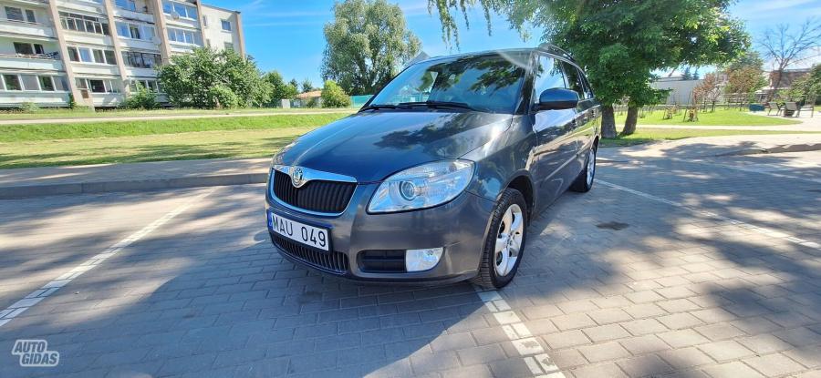 Skoda Fabia 2009 in Vievis, with an engine capacity of 1.90 L and mileage of 284 thousand km for 2299 €, photo 7 on AUTOMOTO.COM.LV