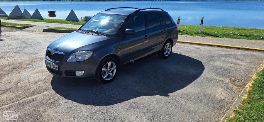 Skoda Fabia 2009 in Vievis, with an engine capacity of 1.90 L and mileage of 284 thousand km for 2299 €, photo 33 on AUTOMOTO.COM.LV
