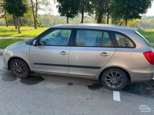Skoda Fabia 2009 Jonava, ar dzinēja tilpumu 1.40 L un nobraukumu 309 tūkst. km par 400 €, foto 4 vietnē AUTOMOTO.COM.LV