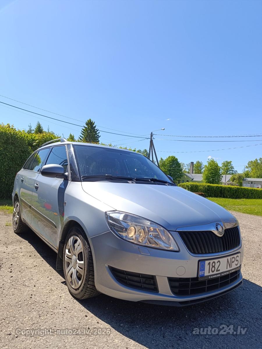 Skoda Fabia 2010 in Tallinn, with an engine capacity of 1.60 L and mileage of 294 thousand km for 2500 €, photo 1 on AUTOMOTO.COM.LV