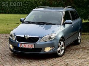 Skoda Fabia 2010 Rīga, ar dzinēja tilpumu 1.20 L un nobraukumu 215 tūkst. km par 2999 €, foto  vietnē AUTOMOTO.COM.LV