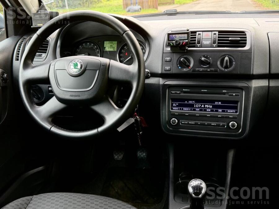 Шкода Фабия 2010 в Рига, объемом двигателя 1.20 л и пробегом 215 тыс. км за 2999 €, фото 33 на AUTOMOTO.COM.LV