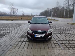 Skoda Fabia 2011 Tallina, ar dzinēja tilpumu 0.00 L un nobraukumu 308 tūkst. km par 3500 €, foto 4 vietnē AUTOMOTO.COM.LV
