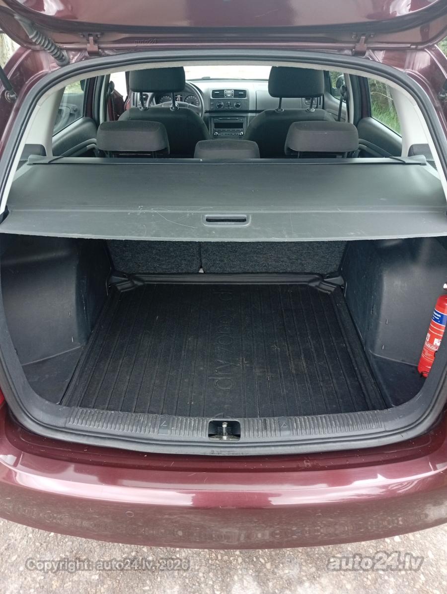 Skoda Fabia 2011 Veru, ar dzinēja tilpumu 1.20 L un nobraukumu 310 tūkst. km par 3900 €, foto 8 vietnē AUTOMOTO.COM.LV