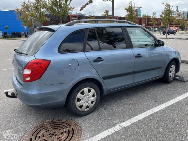 Skoda Fabia 2011 Klaipėda vietnē Skoda Fabia 2011 Klaipėda, ar dzinēja tilpumu 1.40 L un nobraukumu 254 tūkst. km par 800 €, foto 5 vietnē AUTOMOTO.COM.LV
