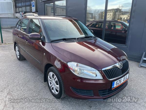 Skoda Fabia 2013 Tallina, ar dzinēja tilpumu 1.40 L un nobraukumu 138 tūkst. km par 3990 €, foto 2 vietnē AUTOMOTO.COM.LV