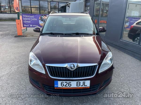 Skoda Fabia 2013 Tallina, ar dzinēja tilpumu 1.40 L un nobraukumu 138 tūkst. km par 3990 €, foto 5 vietnē AUTOMOTO.COM.LV