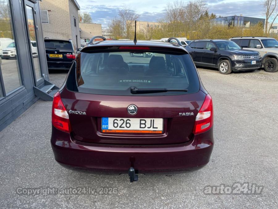 Skoda Fabia 2013 Tallina, ar dzinēja tilpumu 1.40 L un nobraukumu 138 tūkst. km par 3990 €, foto 7 vietnē AUTOMOTO.COM.LV