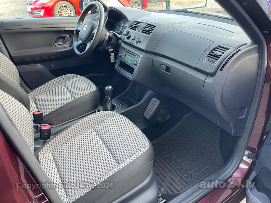 Skoda Fabia 2013 Tallina, ar dzinēja tilpumu 1.40 L un nobraukumu 138 tūkst. km par 3990 €, foto 9 vietnē AUTOMOTO.COM.LV