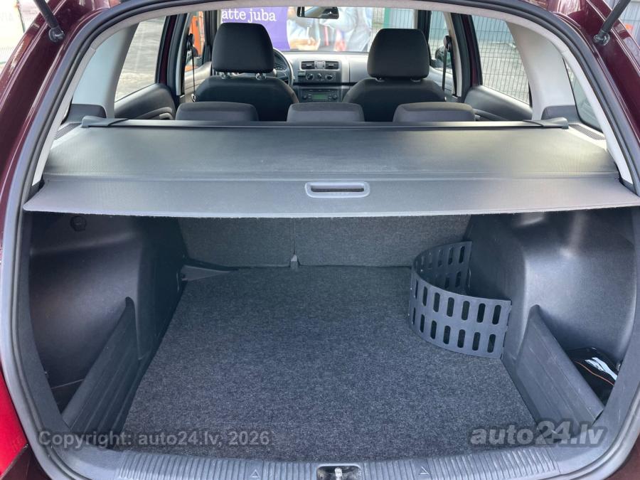 Skoda Fabia 2013 Tallina, ar dzinēja tilpumu 1.40 L un nobraukumu 138 tūkst. km par 3990 €, foto 15 vietnē AUTOMOTO.COM.LV