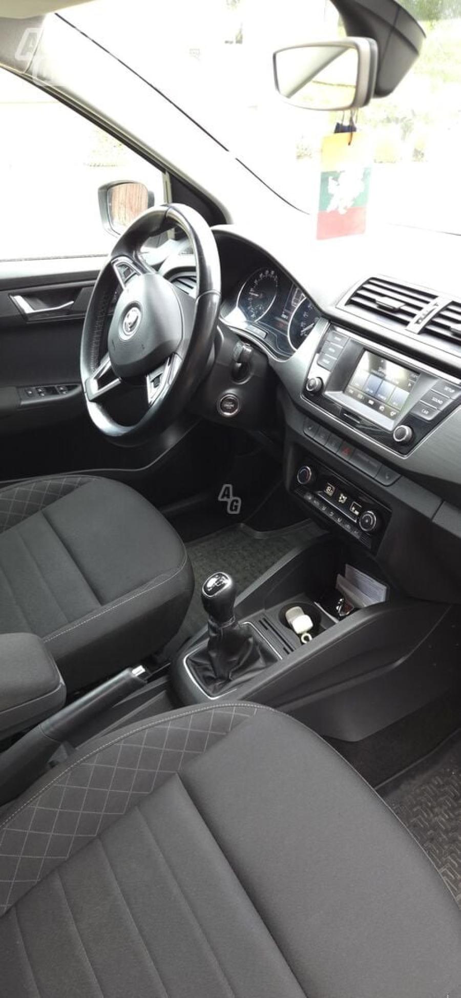 Skoda Fabia 2015 in Alytus, with an engine capacity of 1.40 L and mileage of 257 thousand km for 5600 €, photo 5 on AUTOMOTO.COM.LV