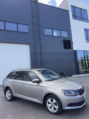 Skoda Fabia 2015 Narva-Jēsū, ar dzinēja tilpumu 1.40 L un nobraukumu 156 tūkst. km par 5500 €, foto 14 vietnē AUTOMOTO.COM.LV