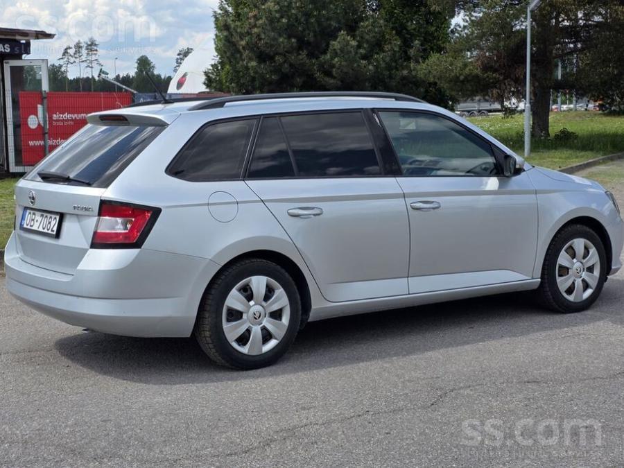 Skoda Fabia 2017 in Cesis, with an engine capacity of 1.40 L and mileage of 290 thousand km for 4450 €, photo 8 on AUTOMOTO.COM.LV