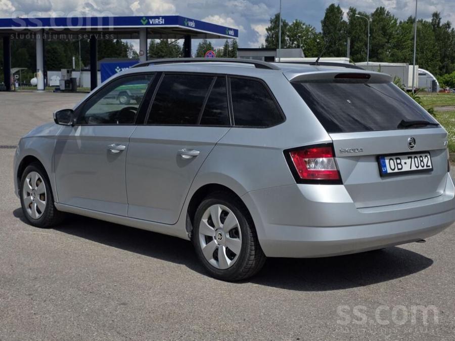 Skoda Fabia 2017 in Cesis, with an engine capacity of 1.40 L and mileage of 290 thousand km for 4450 €, photo 11 on AUTOMOTO.COM.LV