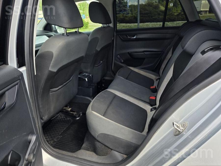 Skoda Fabia 2017 in Cesis, with an engine capacity of 1.40 L and mileage of 290 thousand km for 4450 €, photo 15 on AUTOMOTO.COM.LV