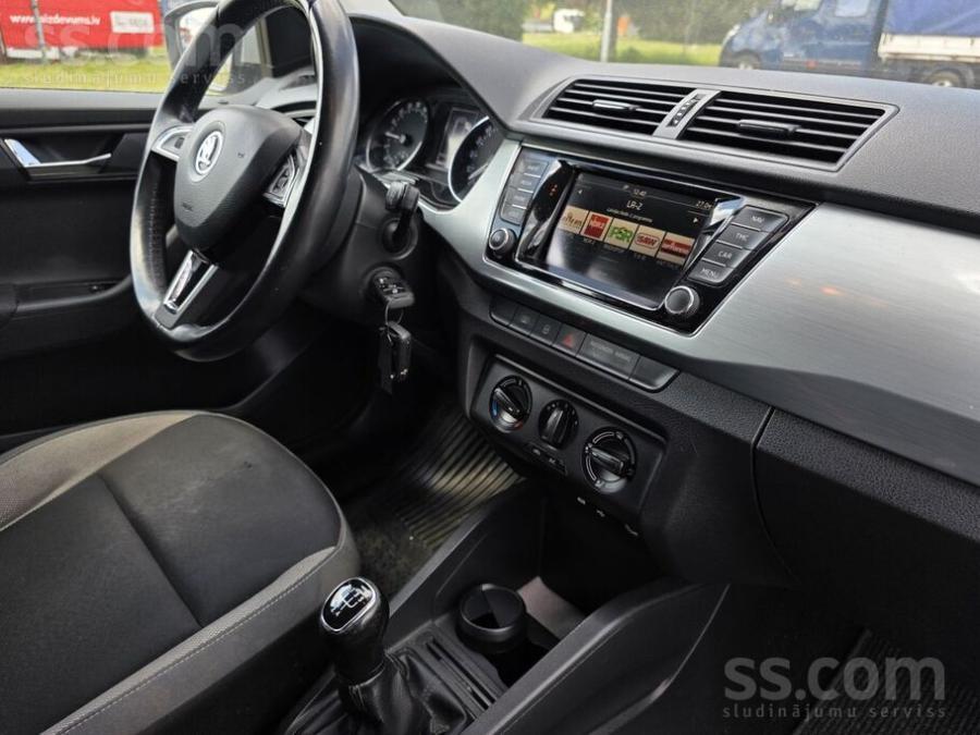Skoda Fabia 2017 in Cesis, with an engine capacity of 1.40 L and mileage of 290 thousand km for 4450 €, photo 18 on AUTOMOTO.COM.LV