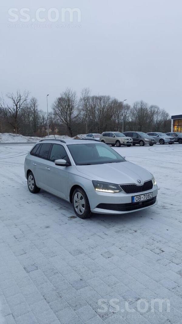 Skoda Fabia 2017 Cēsis, ar dzinēja tilpumu 1.40 L un nobraukumu 294 tūkst. km par 5299 €, foto 2 vietnē AUTOMOTO.COM.LV