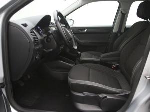 Skoda Fabia 2021 in Vilnius, with an engine capacity of 1.00 L and mileage of 173 thousand km for 9299 €, photo 5 on AUTOMOTO.COM.LV