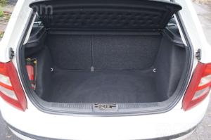 White Skoda Fabia 2000 in Riga, with an engine capacity of 1.40 L and mileage of 99 thousand km for 1600 €, photo 5 on AUTOMOTO.COM.LV