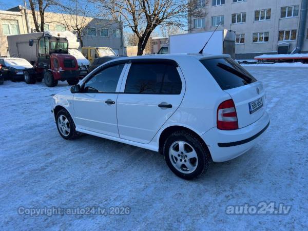 Balts Skoda Fabia 2004 Narva, ar dzinēja tilpumu 1.90 L un nobraukumu 397 tūkst. km par 999 €, foto 1 vietnē AUTOMOTO.COM.LV
