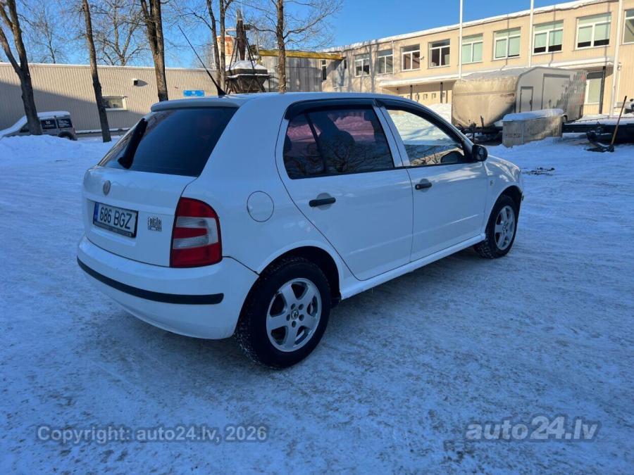 Balts Skoda Fabia 2004 Narva, ar dzinēja tilpumu 1.90 L un nobraukumu 397 tūkst. km par 999 €, foto 2 vietnē AUTOMOTO.COM.LV