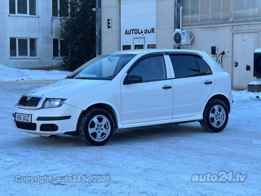 Balts Skoda Fabia 2004 Narva, ar dzinēja tilpumu 1.90 L un nobraukumu 397 tūkst. km par 999 €, foto 10 vietnē AUTOMOTO.COM.LV