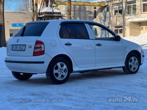 Balts Skoda Fabia 2004 Narva, ar dzinēja tilpumu 1.90 L un nobraukumu 397 tūkst. km par 999 €, foto 16 vietnē AUTOMOTO.COM.LV