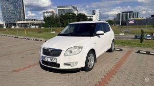 Balts Skoda Fabia 2008 Viļņa, ar dzinēja tilpumu 1.40 L un nobraukumu 234 tūkst. km par 1850 €, foto 3 vietnē AUTOMOTO.COM.LV