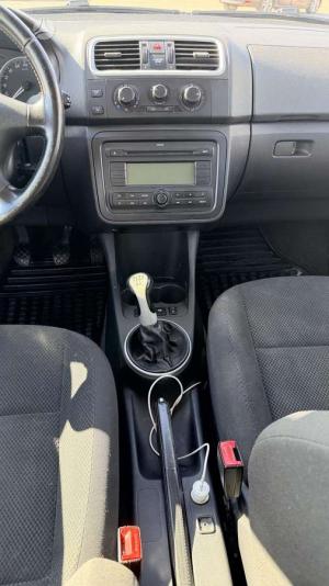 Balts Skoda Fabia 2008 Viļņa, ar dzinēja tilpumu 1.40 L un nobraukumu 234 tūkst. km par 1850 €, foto 13 vietnē AUTOMOTO.COM.LV