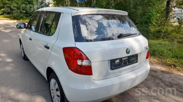 Balts Skoda Fabia 2008 Rīga, ar dzinēja tilpumu 1.40 L un nobraukumu 111 tūkst. km par 2550 €, foto 11 vietnē AUTOMOTO.COM.LV