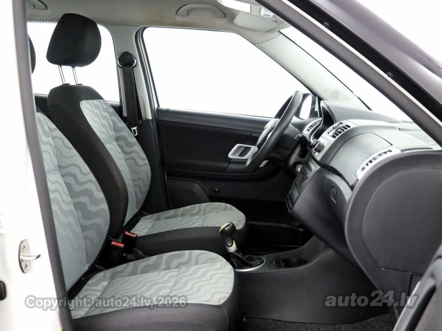 Balts Skoda Fabia 2009 Tallina, ar dzinēja tilpumu 1.20 L un nobraukumu 123 tūkst. km par 1999 €, foto 7 vietnē AUTOMOTO.COM.LV
