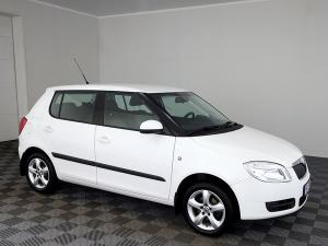 White Skoda Fabia 2009 in Tallinn, with an engine capacity of 1.20 L and mileage of 123 thousand km for 1999 €, photo  on AUTOMOTO.COM.LV