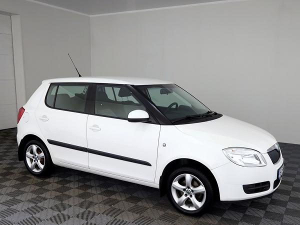 Balts Skoda Fabia 2009 Tallina, ar dzinēja tilpumu 1.20 L un nobraukumu 123 tūkst. km par 1999 €, foto 8 vietnē AUTOMOTO.COM.LV