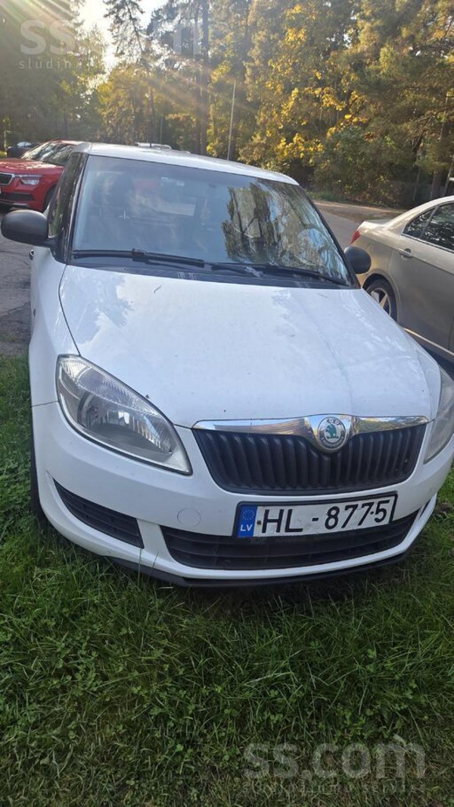 White Skoda Fabia 2010 in Jurmala, with an engine capacity of 1.20 L and mileage of 363 thousand km for 2000 €, photo 1 on AUTOMOTO.COM.LV