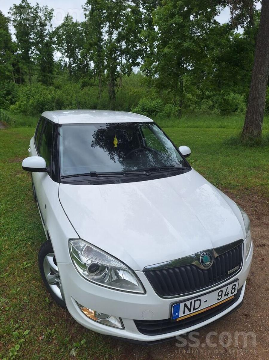 Balts Skoda Fabia 2011 Madona, ar dzinēja tilpumu 1.20 L un nobraukumu 233 tūkst. km par 3390 €, foto 10 vietnē AUTOMOTO.COM.LV