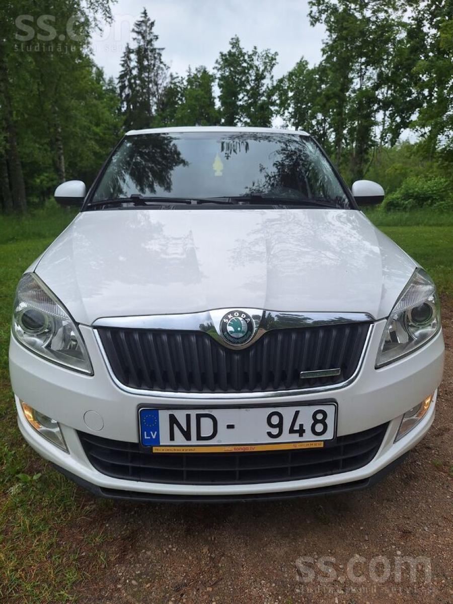 Balts Skoda Fabia 2011 Madona, ar dzinēja tilpumu 1.20 L un nobraukumu 233 tūkst. km par 3390 €, foto 11 vietnē AUTOMOTO.COM.LV