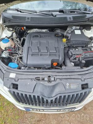 Balts Skoda Fabia 2011 Madona, ar dzinēja tilpumu 1.20 L un nobraukumu 233 tūkst. km par 3390 €, foto 17 vietnē AUTOMOTO.COM.LV