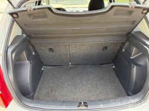 Balts Skoda Fabia 2012 Saldus, ar dzinēja tilpumu 1.60 L un nobraukumu 189 tūkst. km par 3590 €, foto 10 vietnē AUTOMOTO.COM.LV