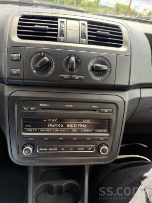 Balts Skoda Fabia 2012 Saldus, ar dzinēja tilpumu 1.60 L un nobraukumu 189 tūkst. km par 3590 €, foto 19 vietnē AUTOMOTO.COM.LV