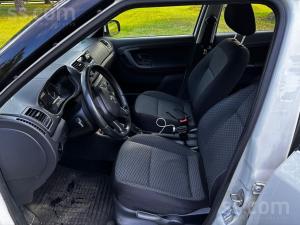 Balts Skoda Fabia 2013 Rīga, ar dzinēja tilpumu 1.60 L un nobraukumu 235 tūkst. km par 2750 €, foto 6 vietnē AUTOMOTO.COM.LV