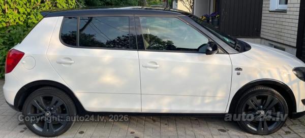 Balts Skoda Fabia 2014 Viljandi, ar dzinēja tilpumu 1.60 L un nobraukumu 190 tūkst. km par 4950 €, foto 4 vietnē AUTOMOTO.COM.LV