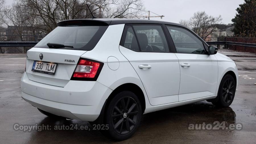 Balts Skoda Fabia 2015 Tartu, ar dzinēja tilpumu 1.20 L un nobraukumu 83 tūkst. km par 7950 €, foto 5 vietnē AUTOMOTO.COM.LV