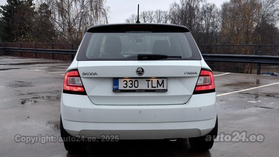 Balts Skoda Fabia 2015 Tartu, ar dzinēja tilpumu 1.20 L un nobraukumu 83 tūkst. km par 7950 €, foto 6 vietnē AUTOMOTO.COM.LV