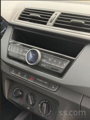 Balts Skoda Fabia 2015 Rīga, ar dzinēja tilpumu 1.20 L un nobraukumu 68 tūkst. km par 7000 €, foto 5 vietnē AUTOMOTO.COM.LV