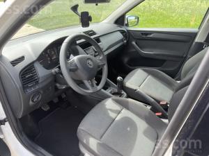 Balts Skoda Fabia 2015 Rīga, ar dzinēja tilpumu 1.20 L un nobraukumu 68 tūkst. km par 7000 €, foto 6 vietnē AUTOMOTO.COM.LV