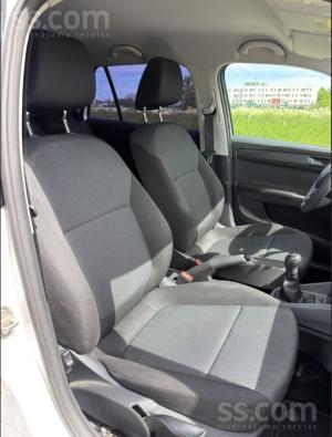 Balts Skoda Fabia 2015 Rīga, ar dzinēja tilpumu 1.20 L un nobraukumu 68 tūkst. km par 7000 €, foto 8 vietnē AUTOMOTO.COM.LV